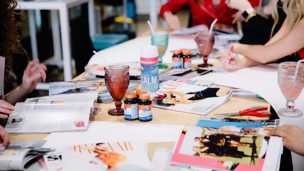 ARTS & CRAFTS (Vision Board Party) - Griffin Club Los Angeles